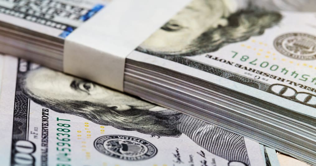 US megadeals reach record high as big businesses splash the cash | M&A ...